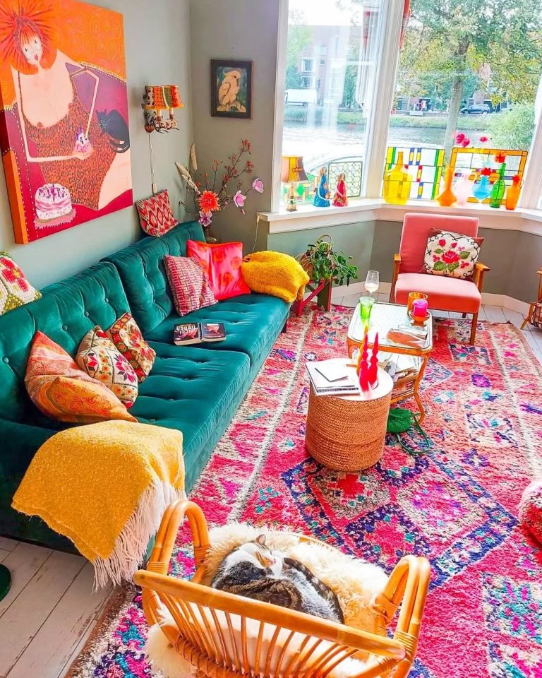 10 Dynamic Colorful Living Room Ideas for Every Style - 2025