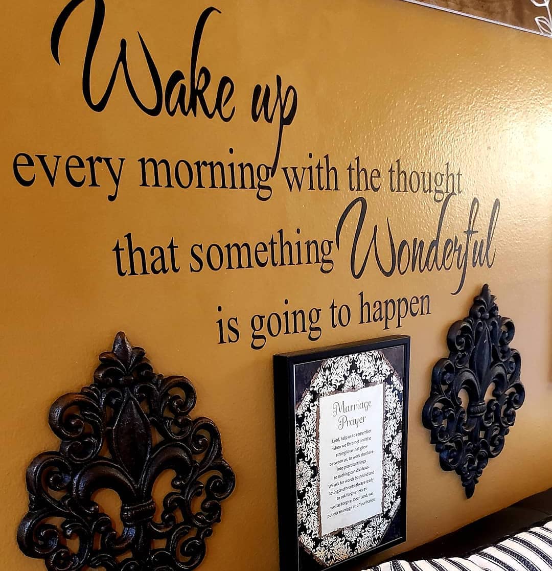 30 Inspiring Bedroom Quotes for Every Mood - 2025